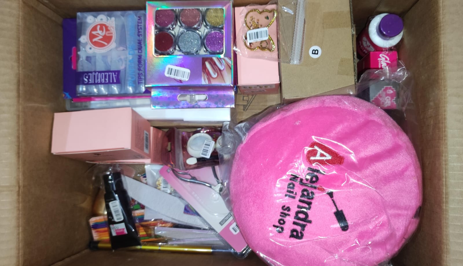 Tienda de productos para uñas - Alejandra Nail Shop