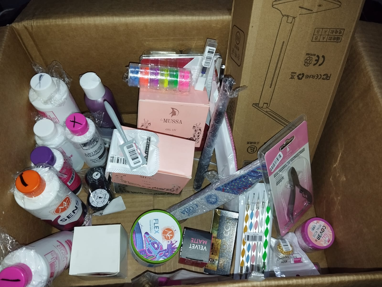 Tienda de productos para uñas - Alejandra Nail Shop