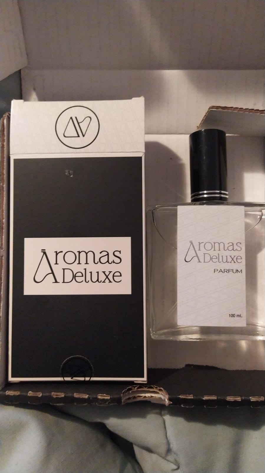 RESEÑAS – Aromas Deluxe